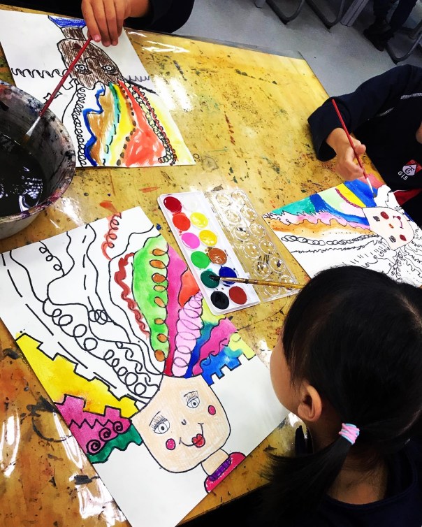 Grade 2 Lines Lesson “Crazy Hair” | Amazing Art Teacher