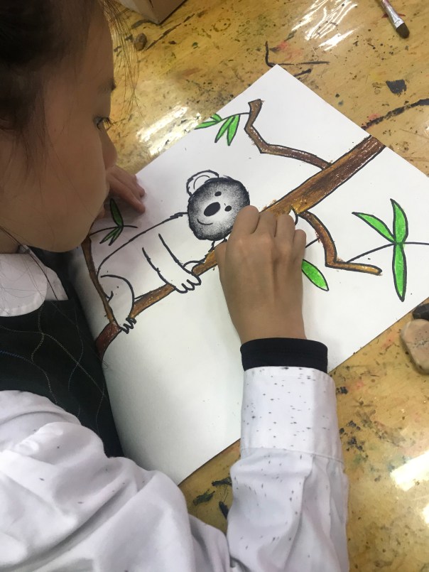Save the Koalas 🐨 ️🙏🏽 4️⃣ 🇦🇺 | Amazing Art Teacher